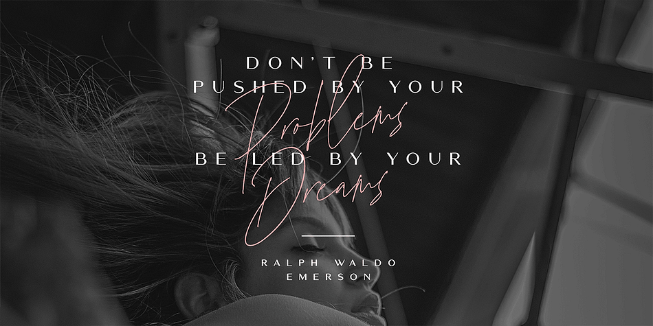 The Amoret Collection Font