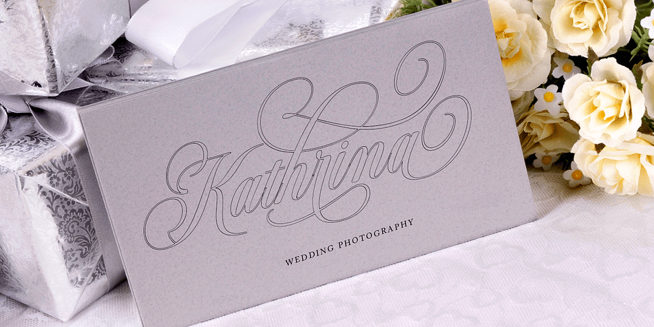 Bridgerton Outline Font